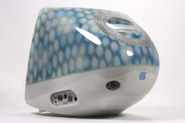 Historie - Před 17 lety vyšla speciální edice iMac G3 - AppleNovinky.cz
