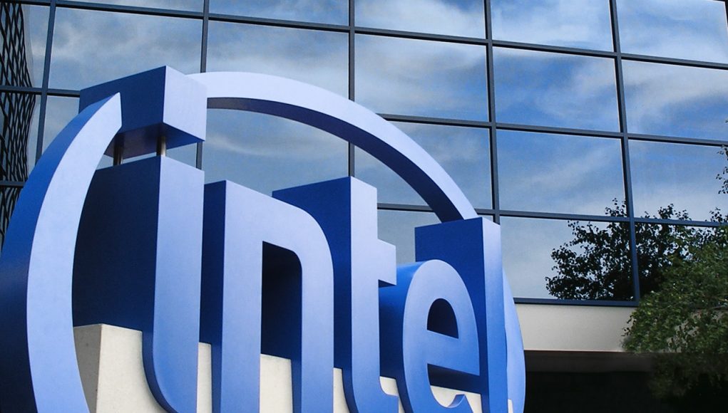 Apple koupil modemovou divizi společnosti Intel a získal spoustu ...